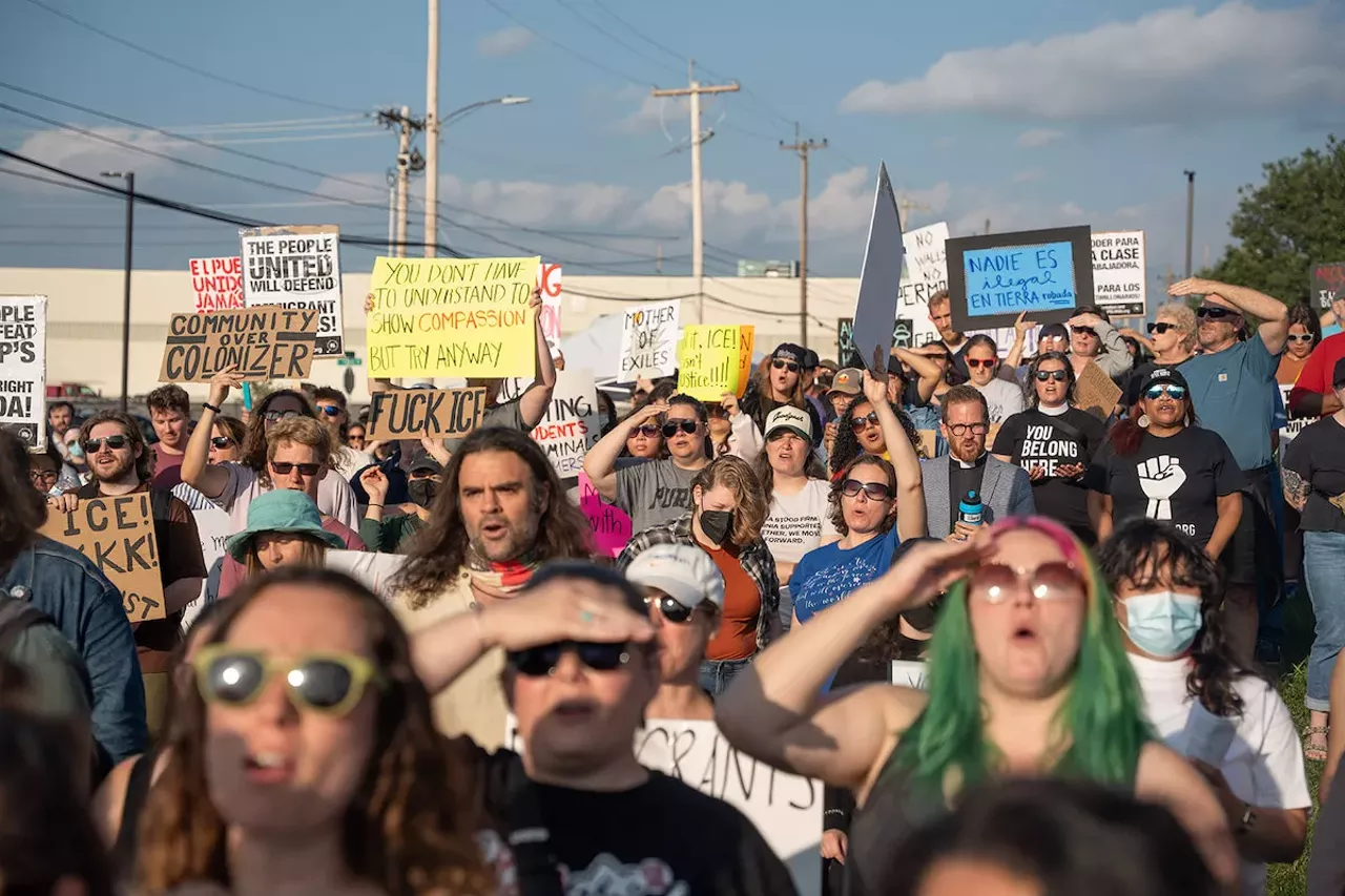 [PHOTOS] Hundreds Protest ICE Arrests at Butler County Jail, One ...